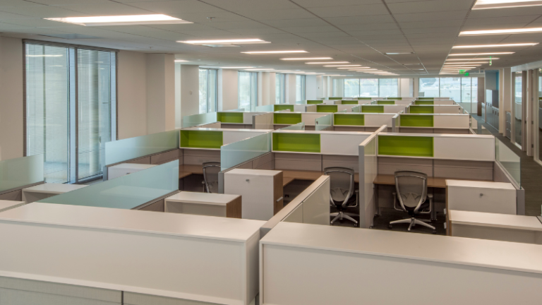 What are the Different Types of Office Layouts?