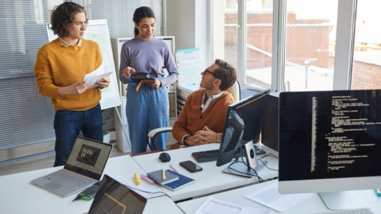 What are the Different Types of Office Layouts?